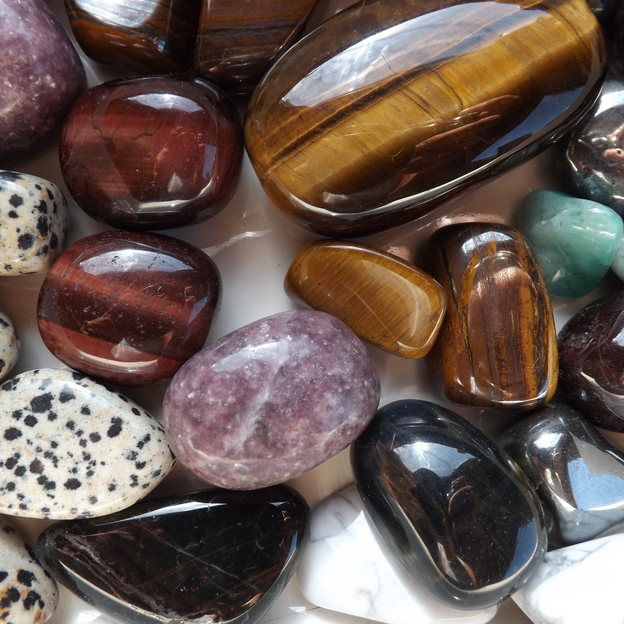 Best Crystals for Protection: Protection Gemstones for Everyday